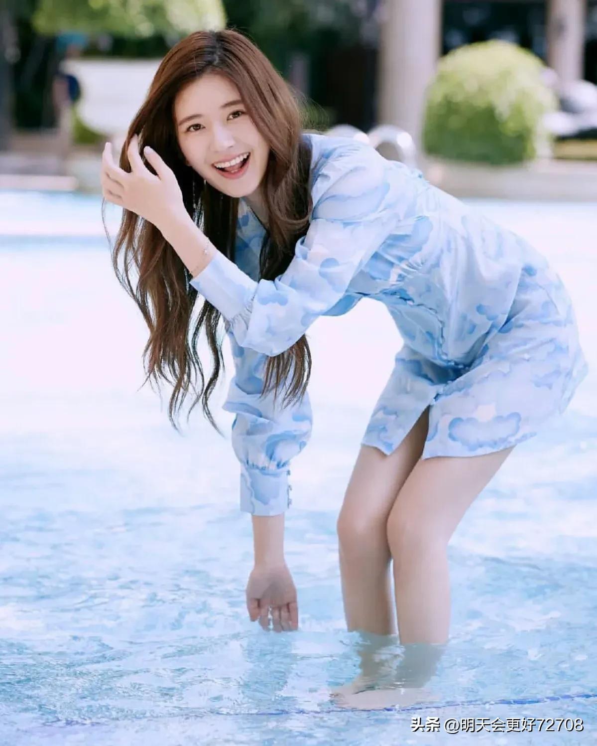 Shared pictures: Zhao Lusi's stunning photo shoot - iMedia