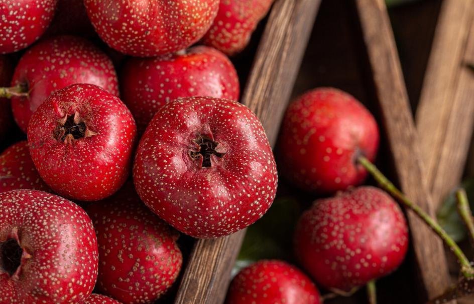 In cold weather, these fruits are cooked and eaten, which can nourish ...