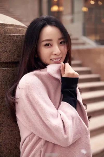 The beauty of Li Sisi - iNEWS