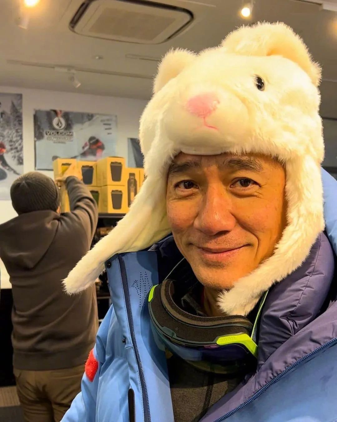 The 60-year-old boy is Tony Leung, that's right~ - iNEWS