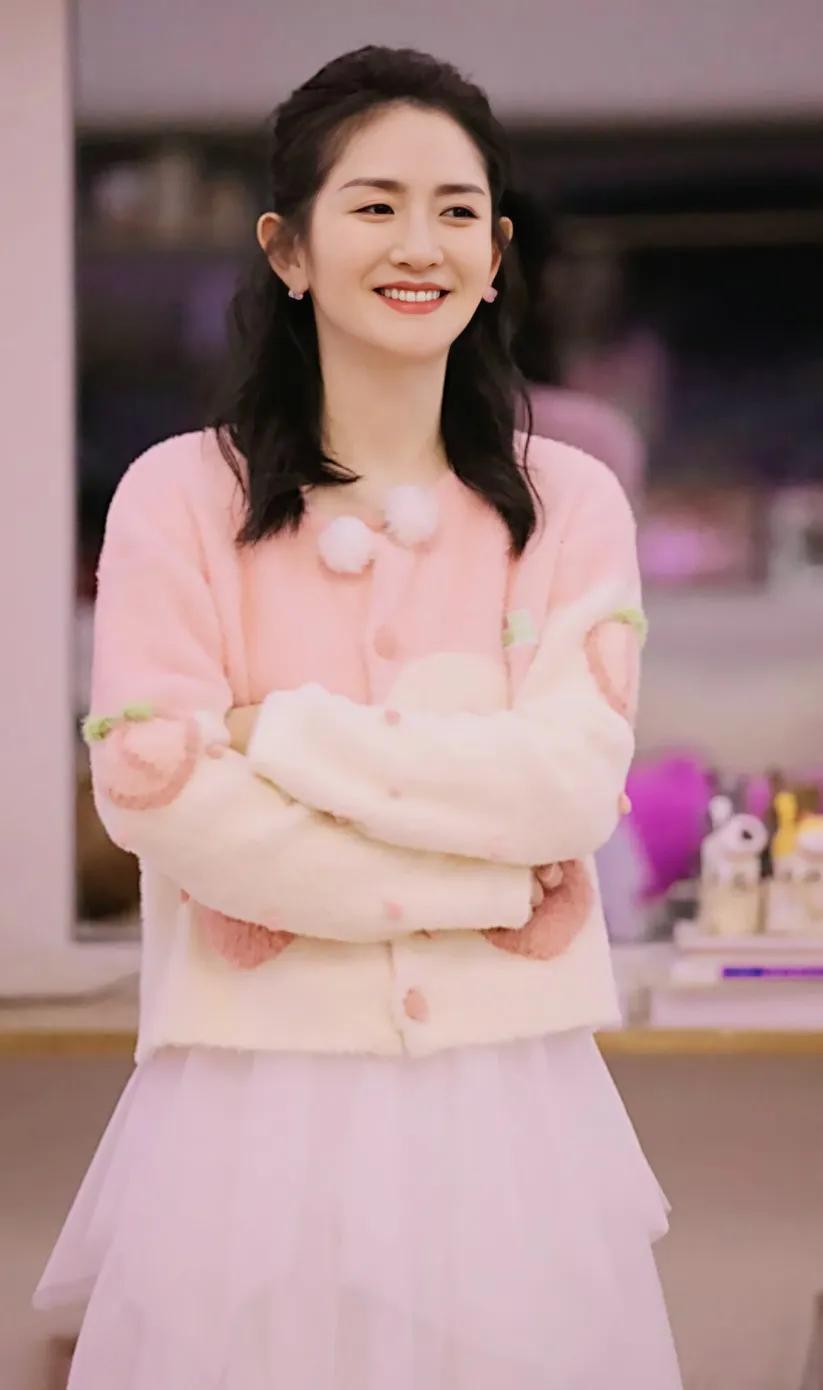 beautiful woman sheena - iMedia