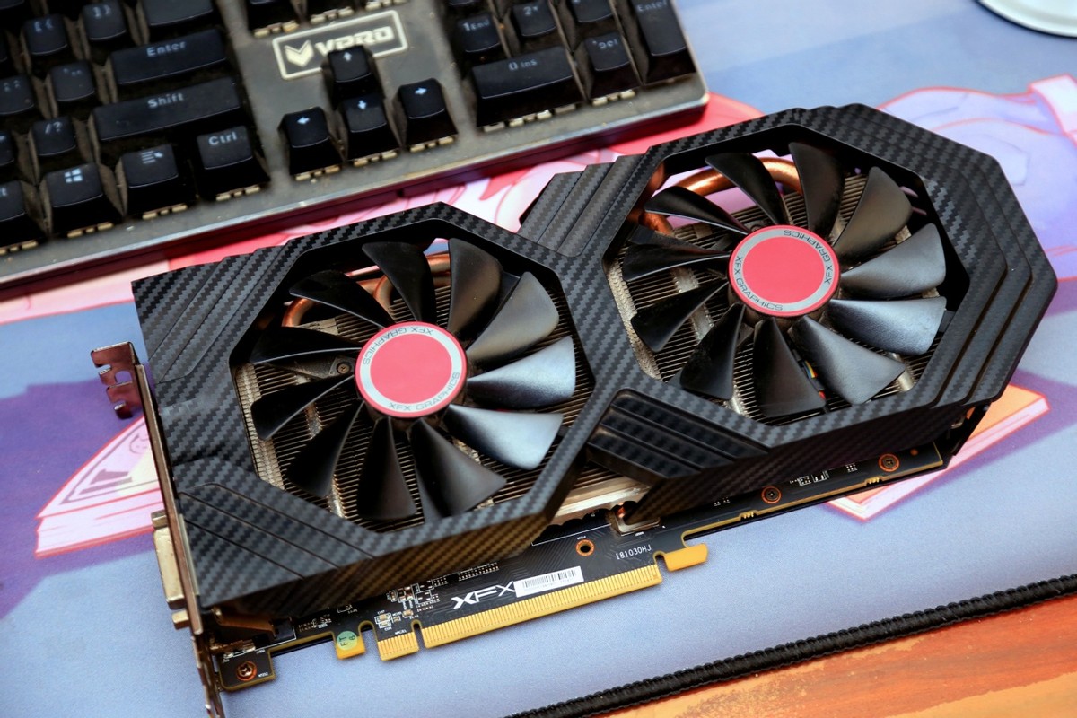 Inflated!Garbage guy improves gaming host, 300 graphics card 200 ...