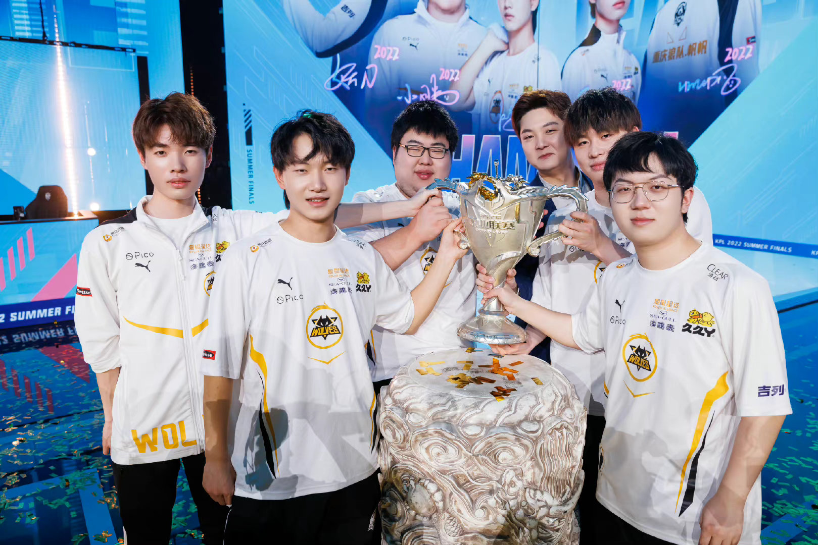 Team Xingyuan becomes a personal skin?Han Xinxingyuan added Menglei ...