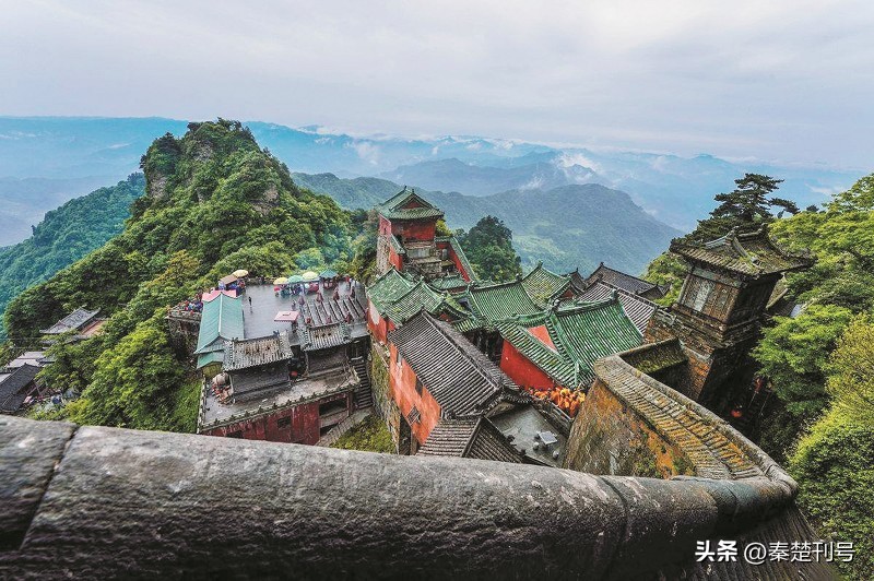 Li Zongren's tour of Wudang Mountains: Traveling to Wudang in search of ...