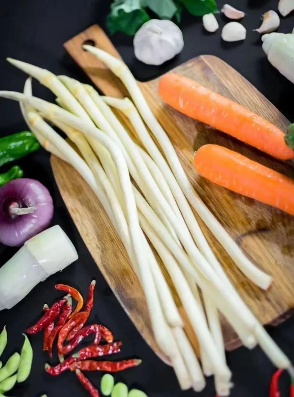 The lotus root cleans the "belt" of smoke and fire, and everything in ...