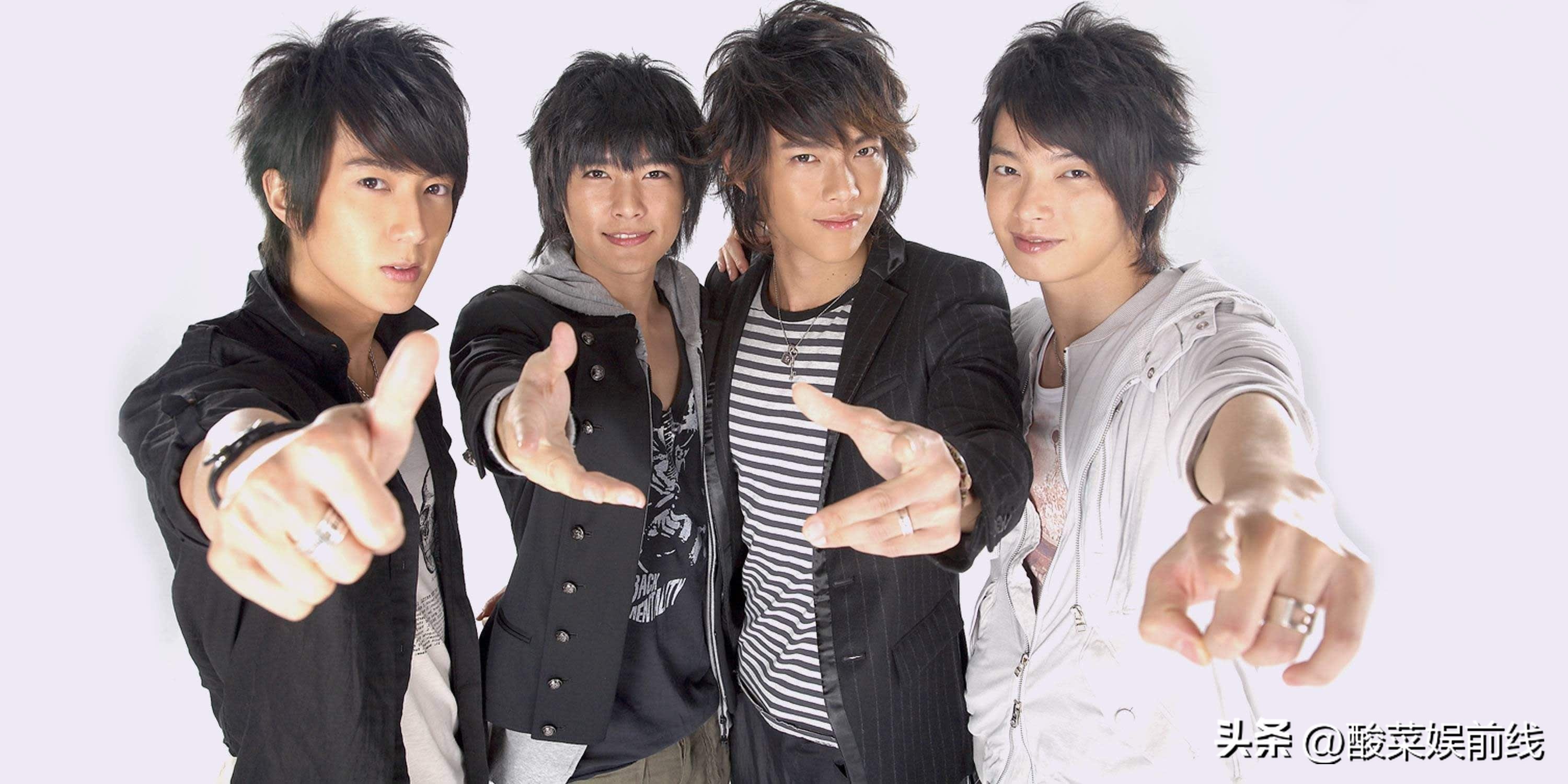 Former Fahrenheit member Yan Aaron gets rid of retro photos during live ...