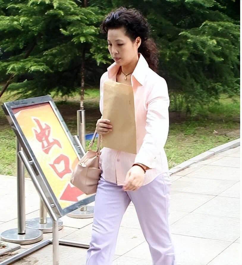 Li Tianyi dreamed of pigeons going to the United States but not ...