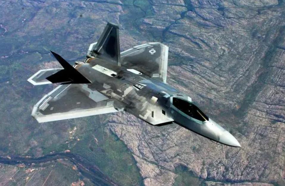 F22 has four fatal flaws, and the U.S. Air Force's combat effectiveness has declined?J-20 Su-57 ...