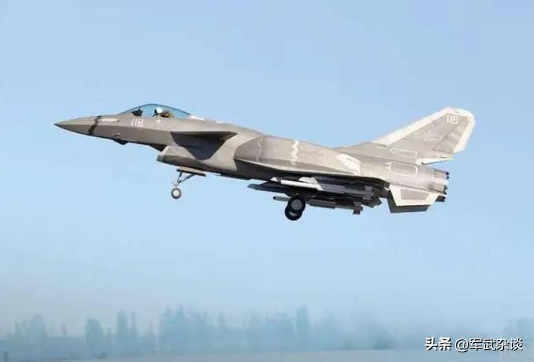 J-10D, or a "customized version of the J-10" for foreign customers?The new J-10 may be ...