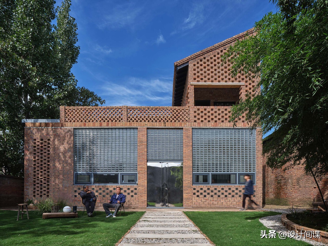 Self-built house design: The design of self-built houses in rural areas ...