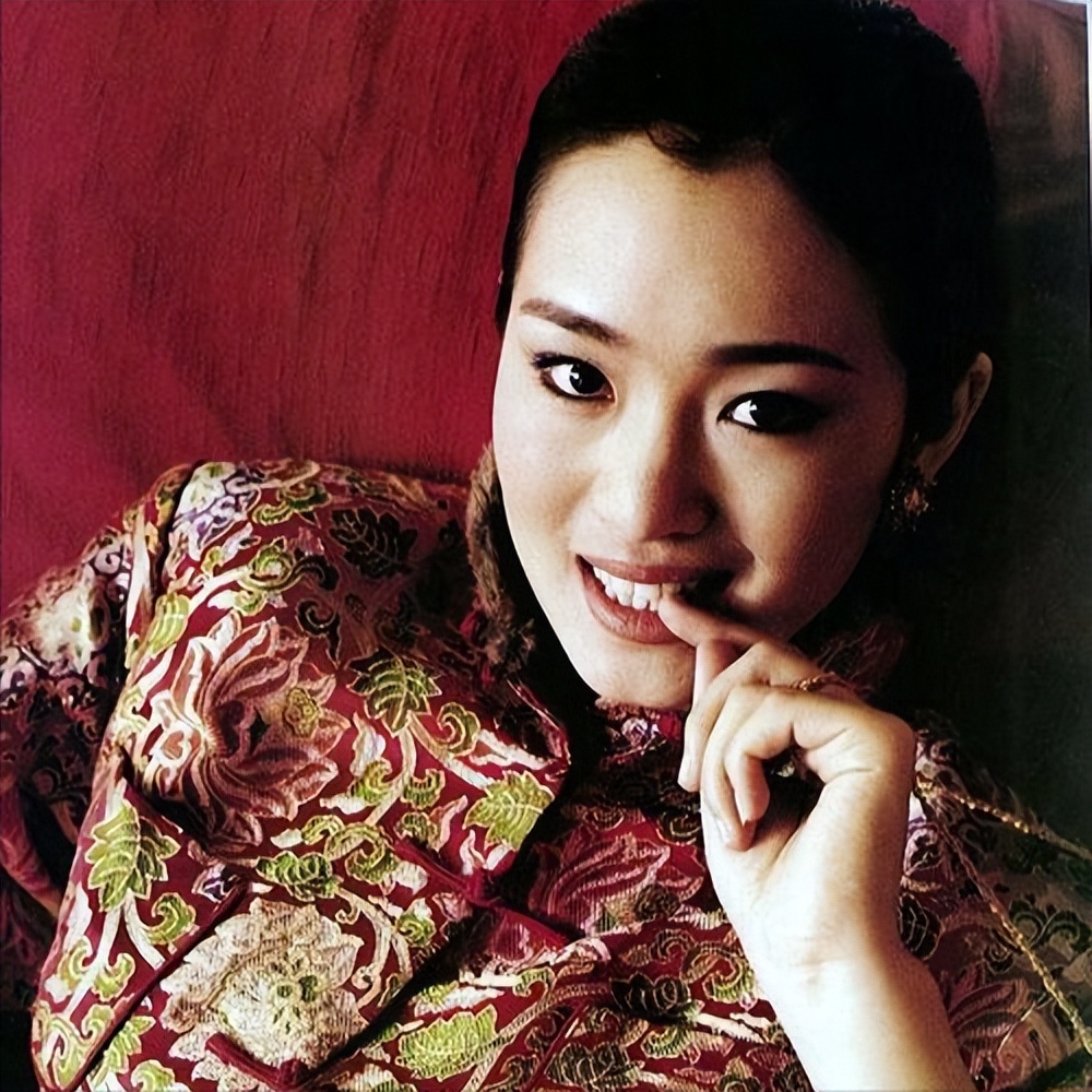 These four have been revoked the title of "National First-Class Actors ...