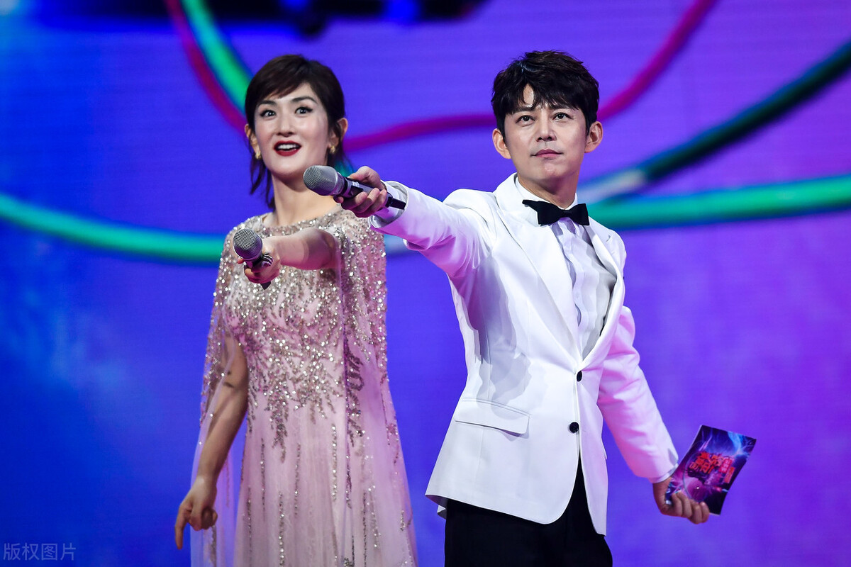 The behind-the-scenes hero of variety shows, He Jiong has become a Bole ...