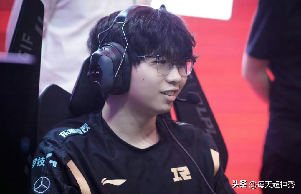 LP厄斐琉斯豪取五殺，RNG力克TT，Angel迎來考驗 - 資訊咖