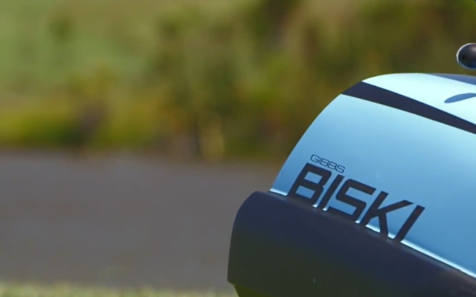 Biski amphibious motorcycle, equipped with two-cylinder engine ...