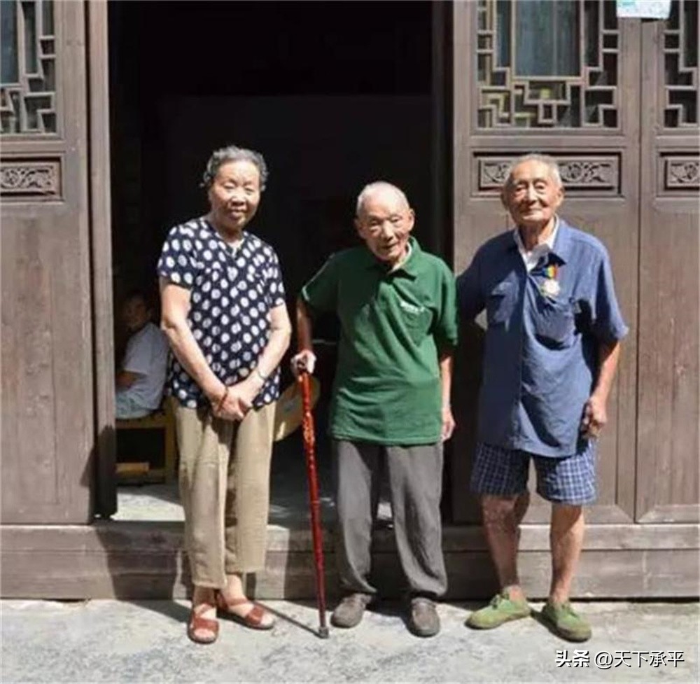 In 2013, the last 3 military secret agents in mainland China met and ...