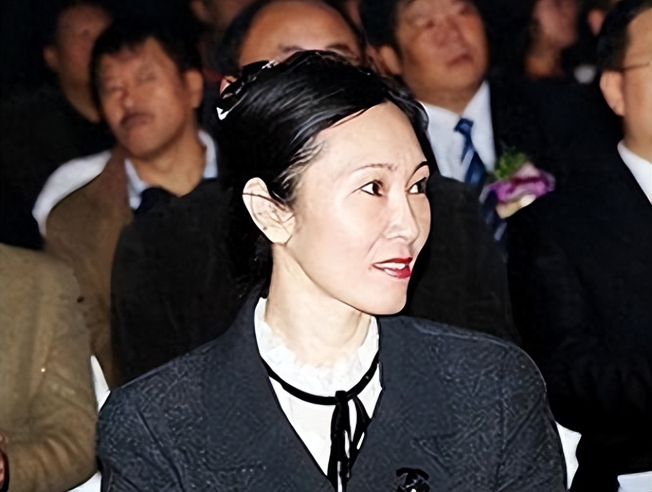 Wanda owes 40 billion in debt and Wang Jianlin is in dire straits, but ...