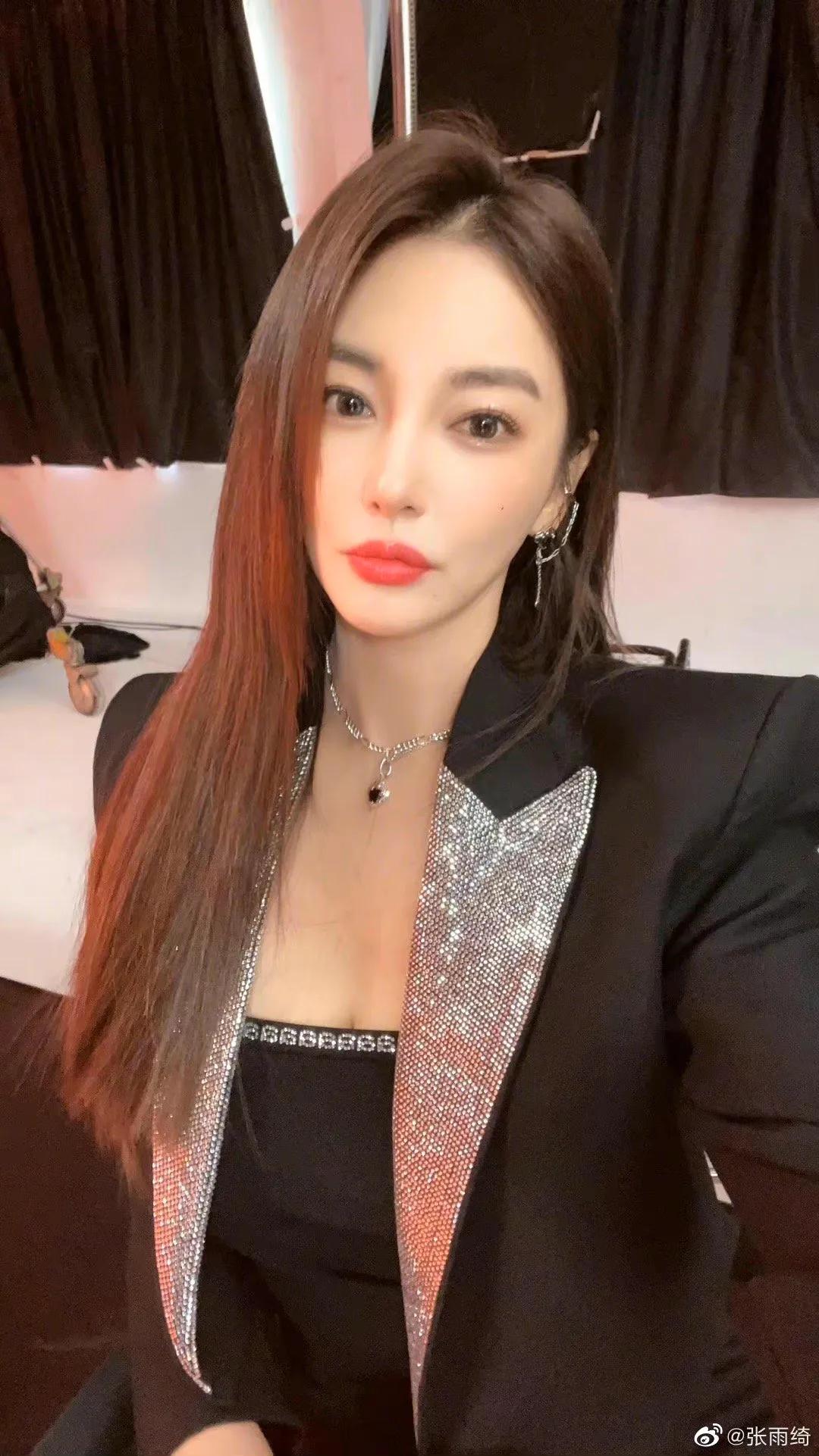 Zhang Yuqi - iMedia