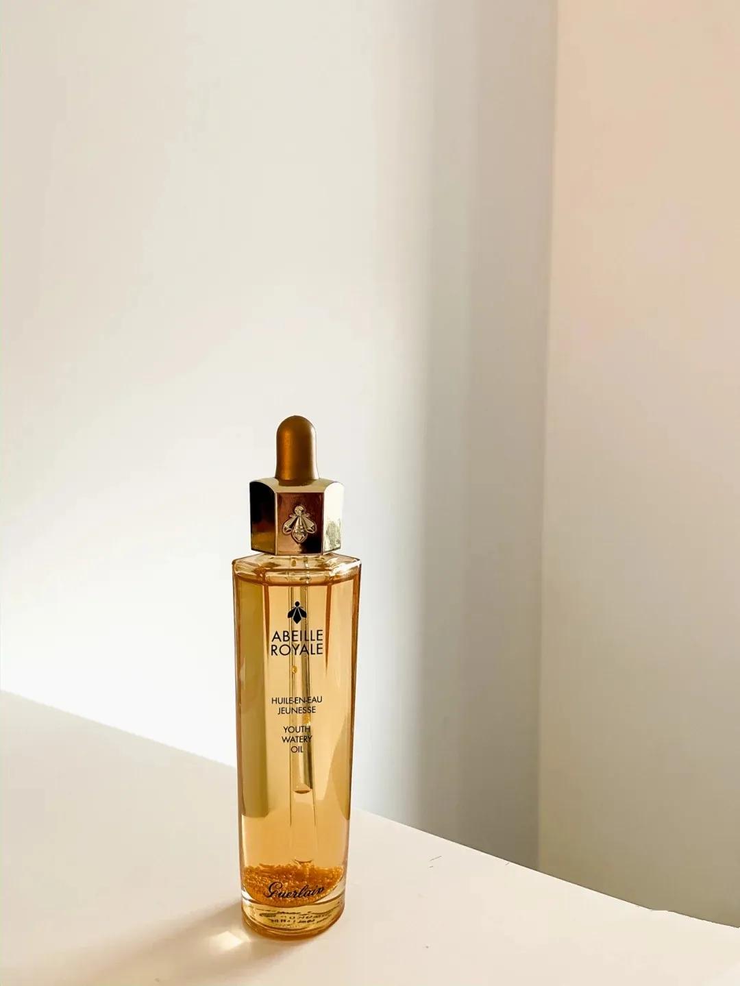 Guerlain Restorative Honey or Clarins Double Extract? - iNEWS