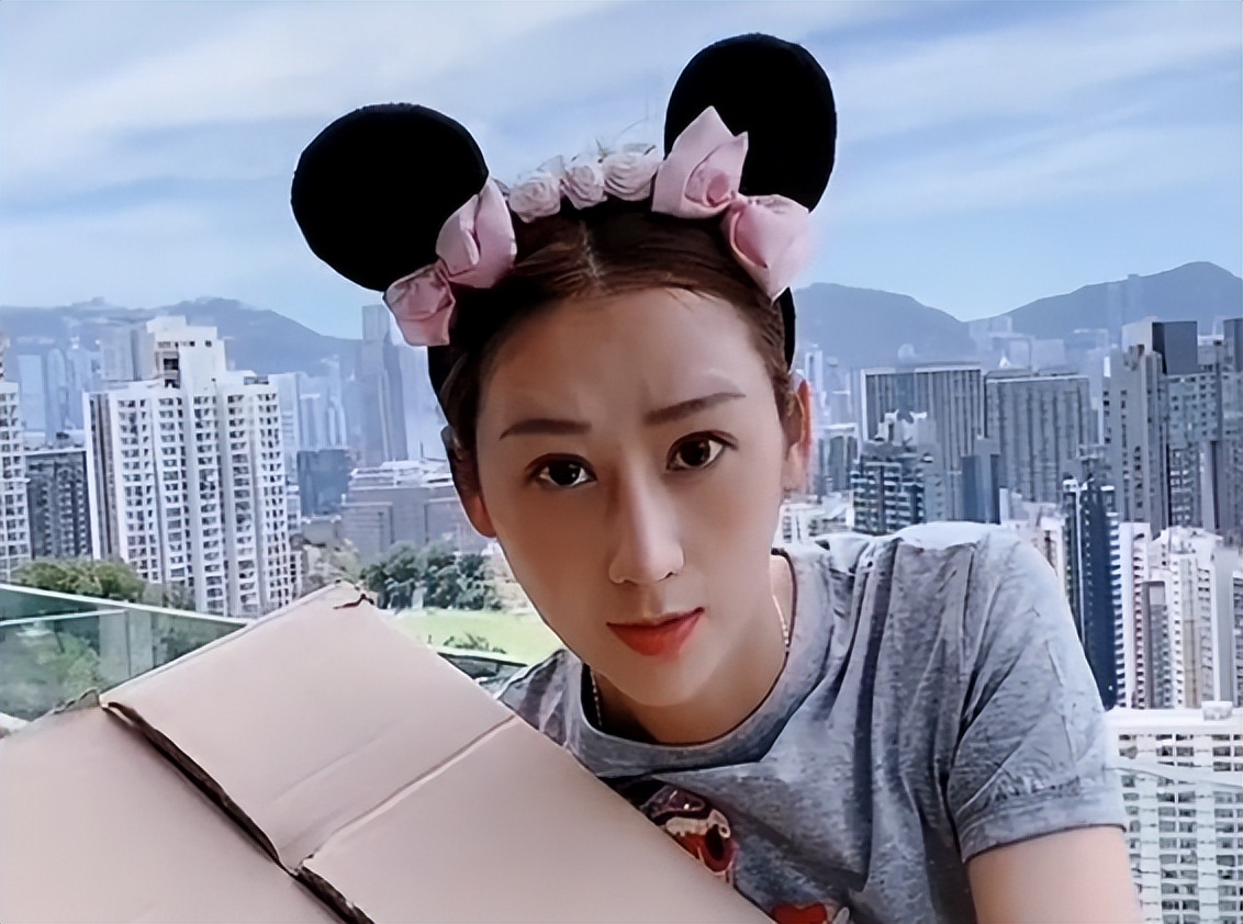 Lisa Jiang was injured during live broadcast, suspected of domestic ...