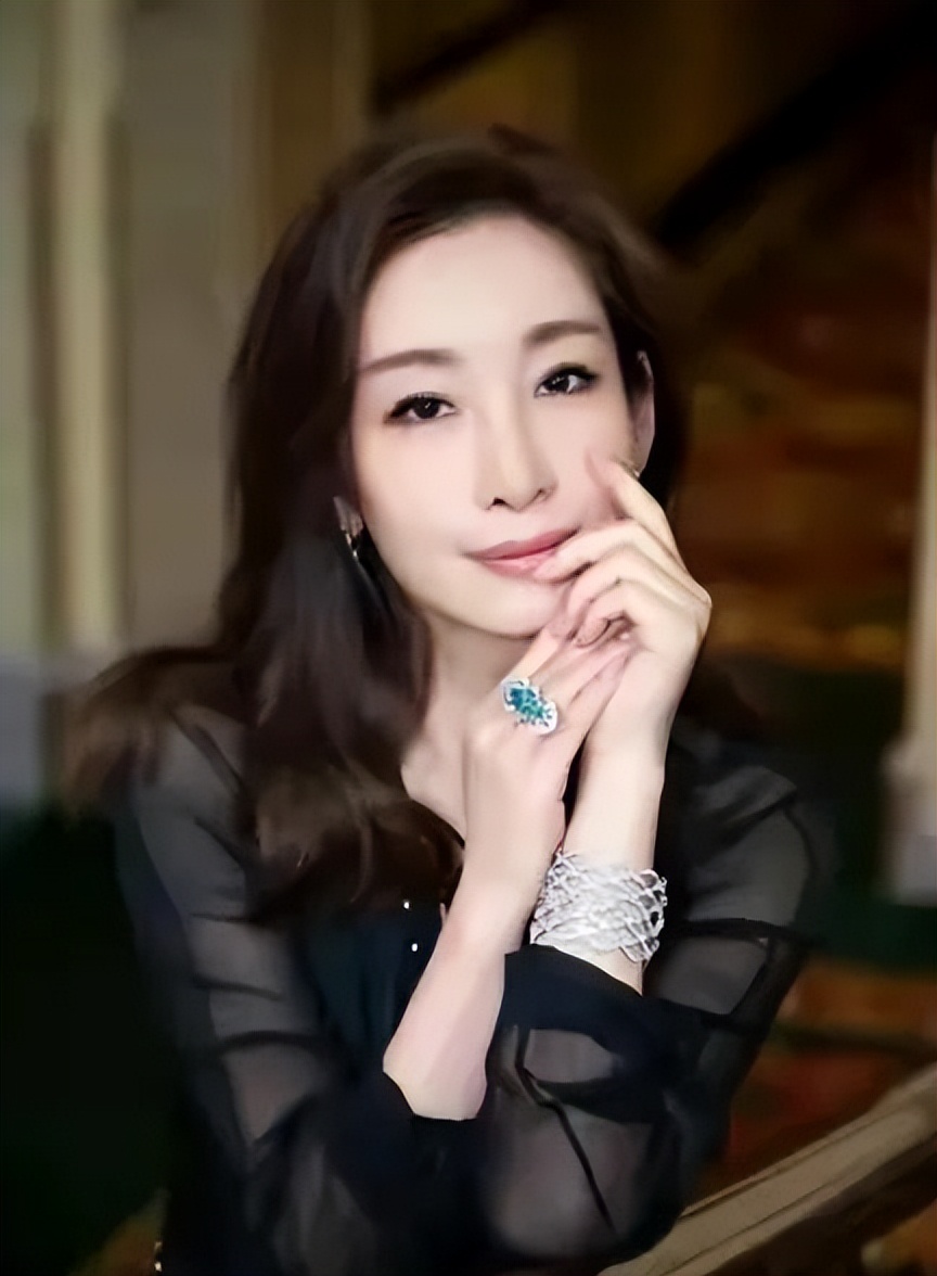 In 2011, Wang Xinjun confessed to Qin Hailu, Qin Hailu angrily said ...