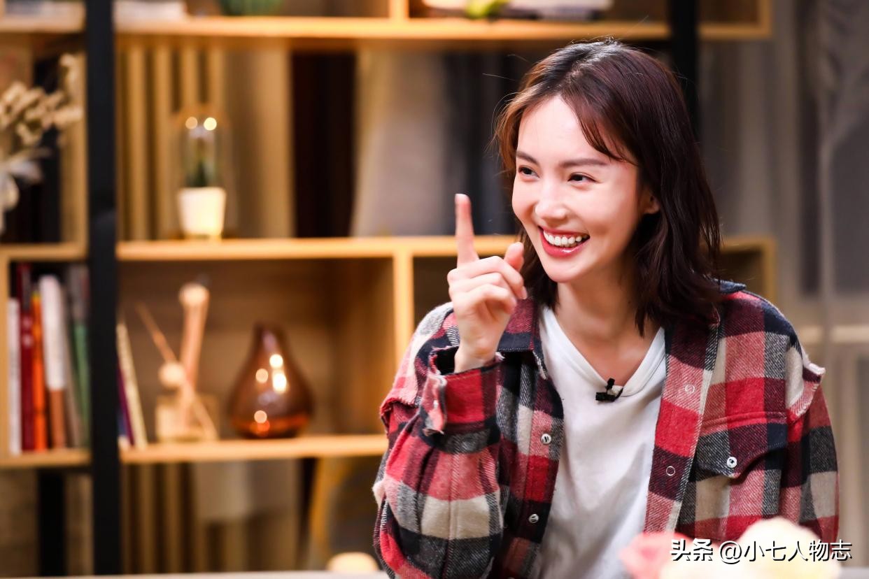 Jin Chen's father Jin Yanjie: Accompanying his daughter out of the ...