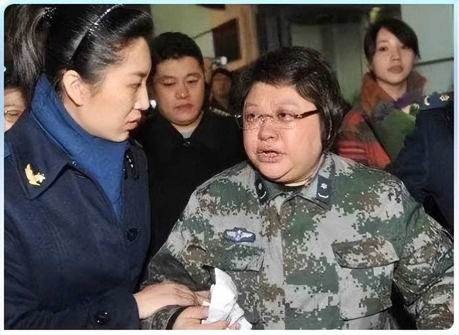 Talk about singer Han Hong - iNEWS