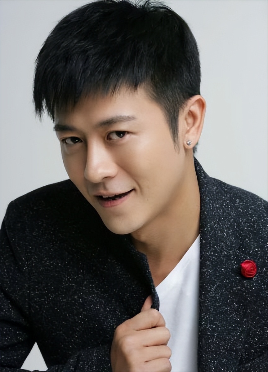 His mother is a famous producer, but Lin Yushen never hype up low-key ...