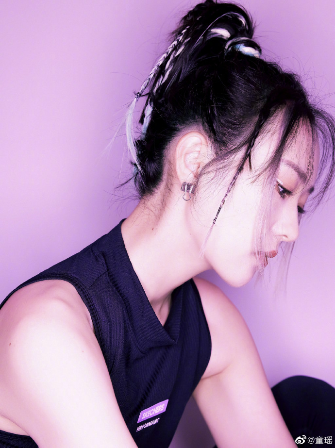 9.2 Beautiful pictures: Li Yitong, Zhang Yixing, Zhao Lusi, Luhan, Gong Jun, Wang Junkai, Nazha ...