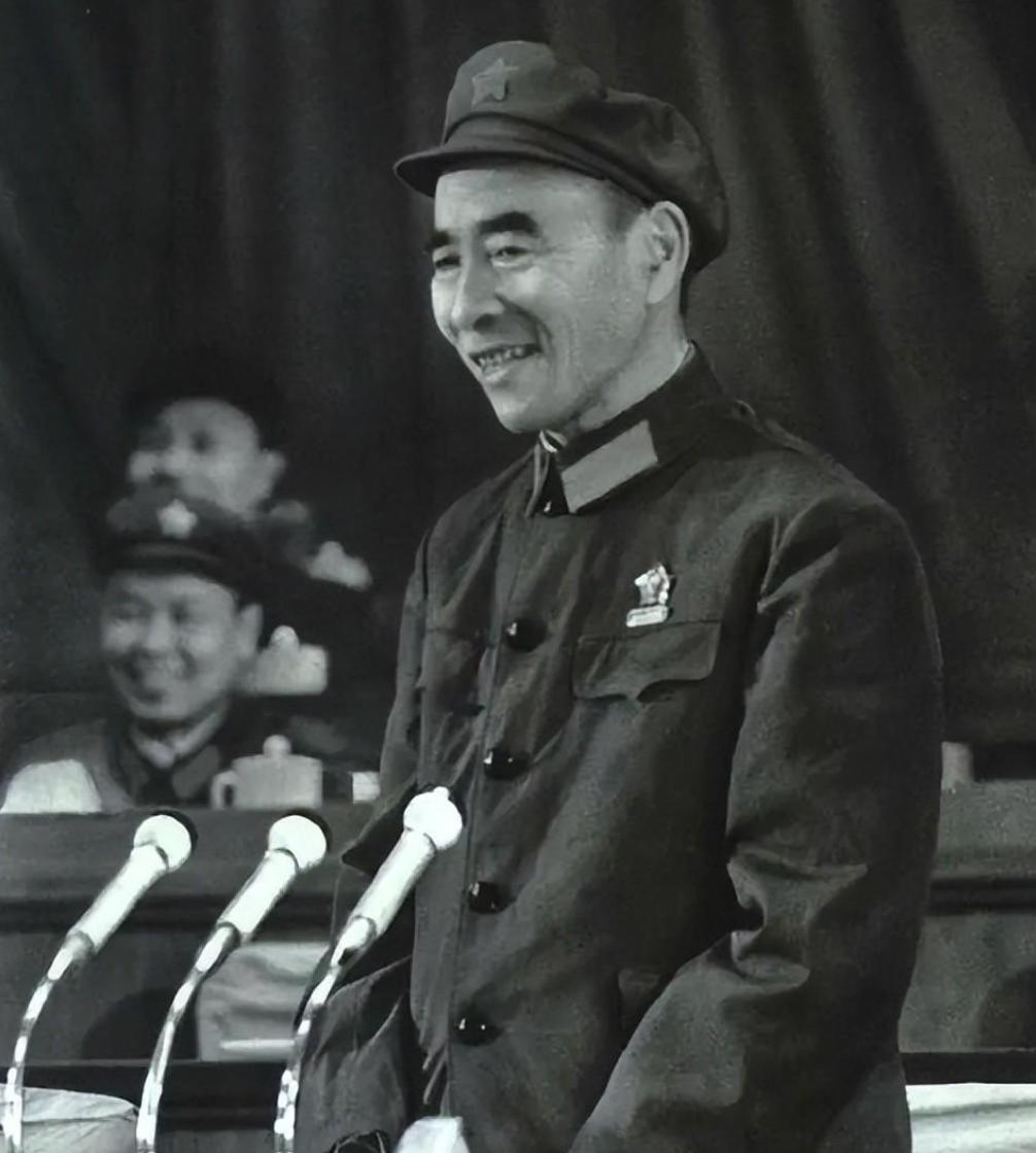 Chen Geng has always liked to joke. In 1937, he joked too much and made ...