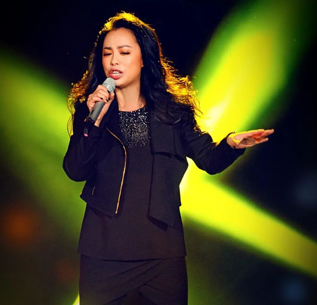 Singer Huang Qishan: 3 marriages and no children, attempted suicide due ...