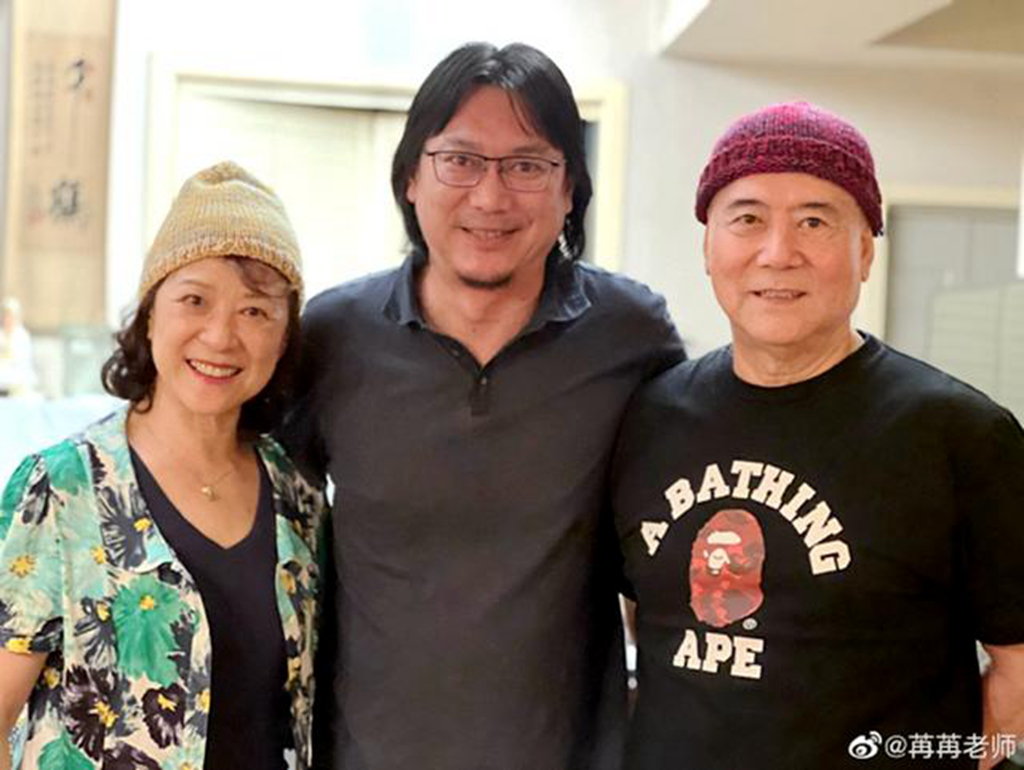 Song Xiaoying, Zhao Yue, Tian Min, and Zhang Guomin rarely get together ...