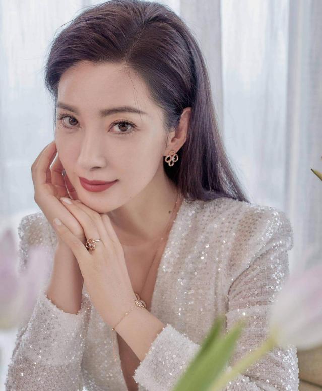50-year-old Li Bingbing exposed to the sun diet, soaking vegetables in ...