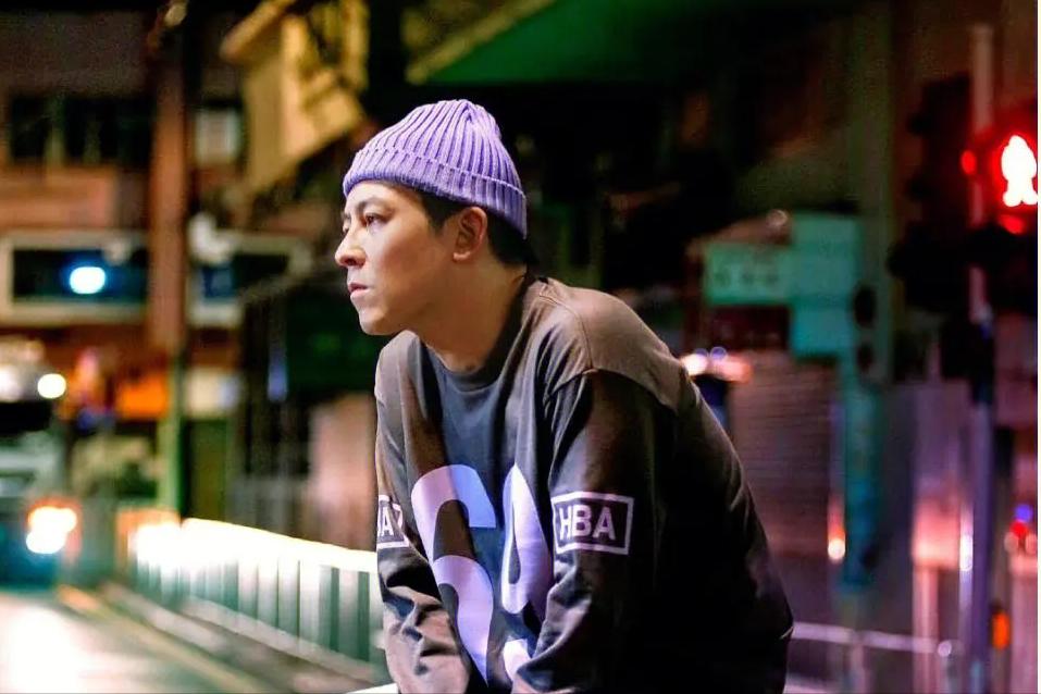 42-year-old Gillian in love? The other party is called "the female ...