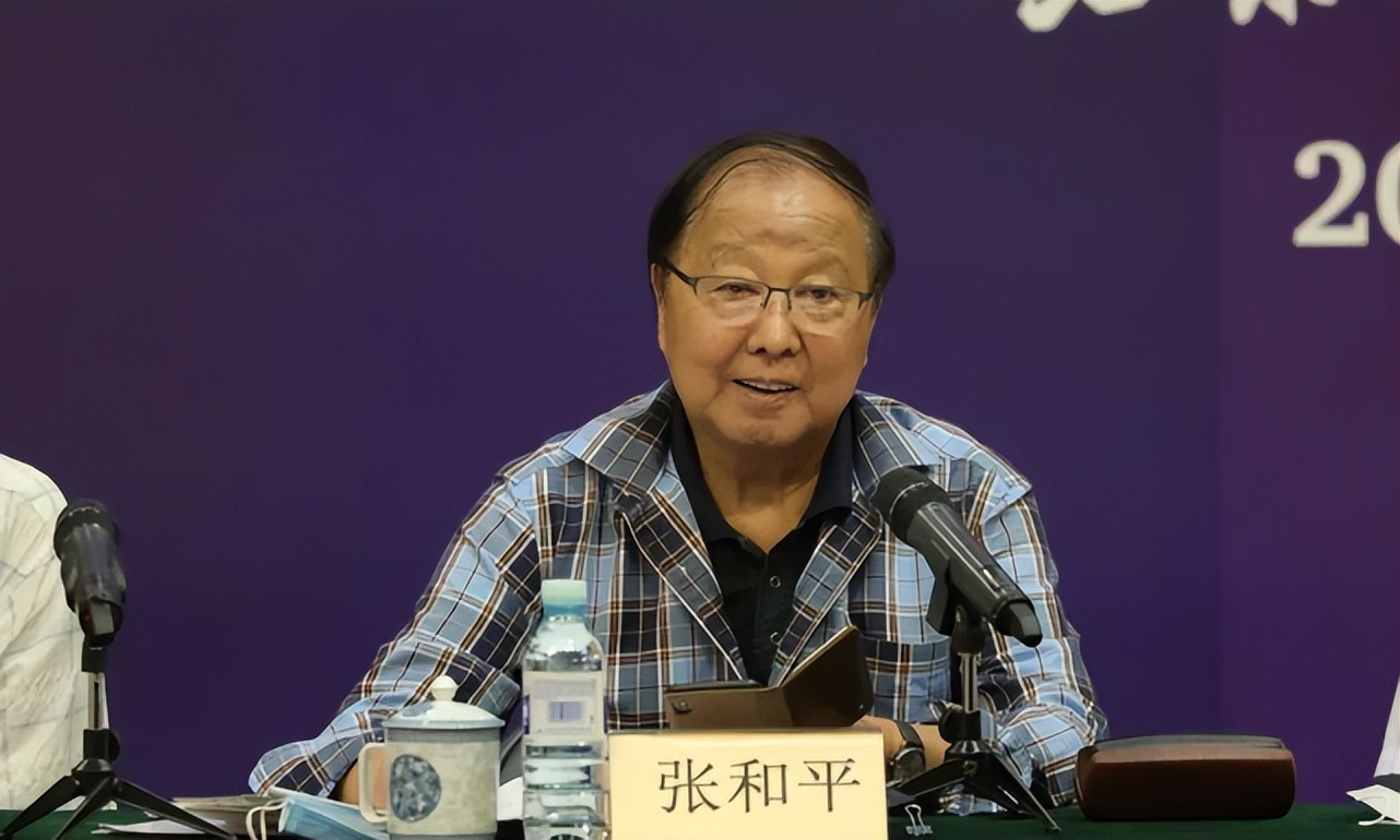 The scene of Lan Lanye's memorial service was exposed, Song Dandan was ...