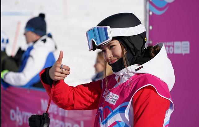 Gu Ailing spoke at the opening ceremony of Stanford University, EQ and ...