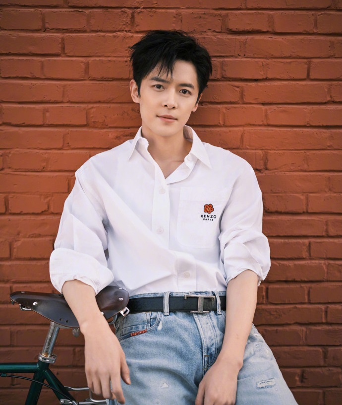 Fu Xinbo signed a contract with Taiyang Chuanhe, which means rushing to each other and getting ...