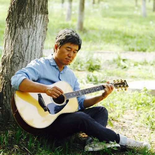 Man Wenjun: After he became famous, he abandoned his wife and daughter ...