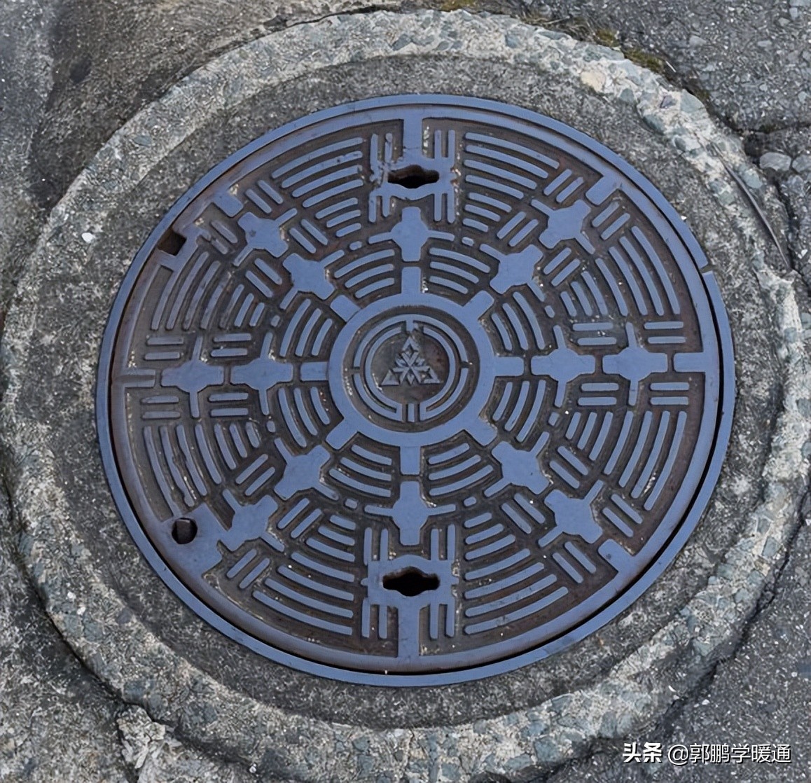 Anti-falling measures for sewage manhole covers in Japan - iNEWS