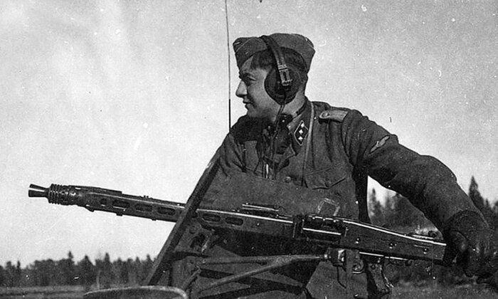 'Hitler's chainsaw': Why did the Germans nickname the MG-42 machine gun ...