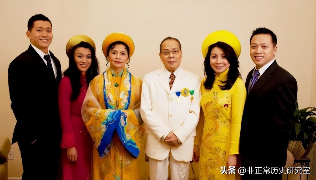The Vietnamese royal family after a hundred years: the direct line is ...