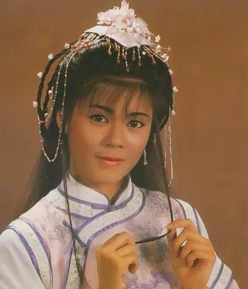 Actor Leung Pei Ling - iNEWS