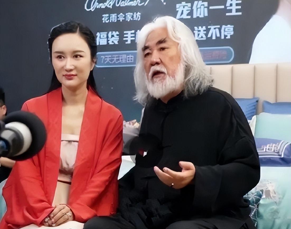 Du Xinglin: I have been married to 31-year-old Zhang Jizhong for 6 ...