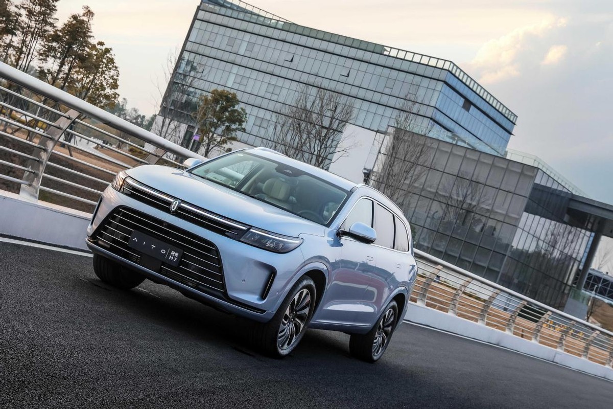 Why does AITO ask the world to lead in intelligence? Harmony smart ...