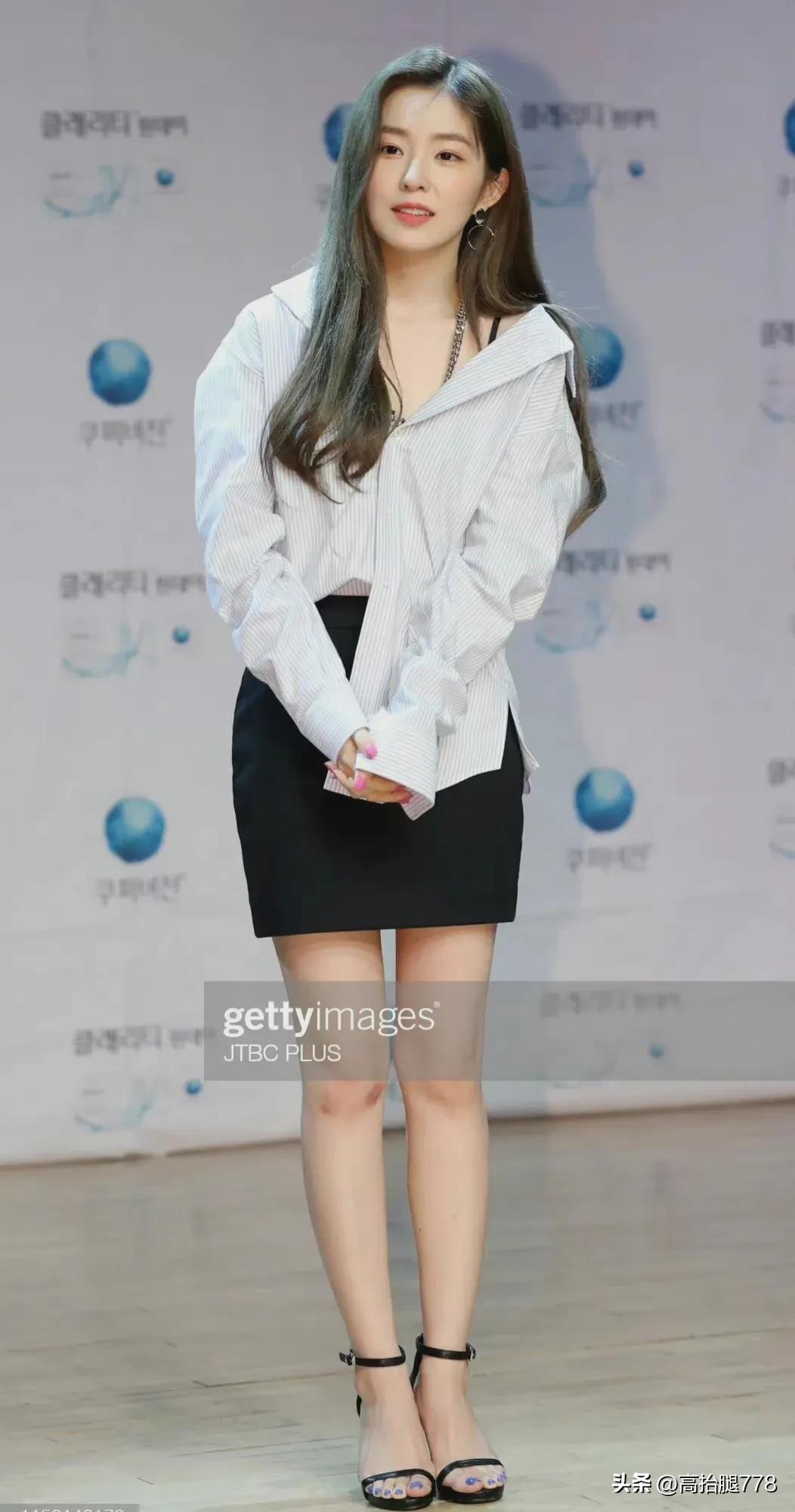 Who would think too much of a baby with beautiful legs!Bae Suzy - iNEWS