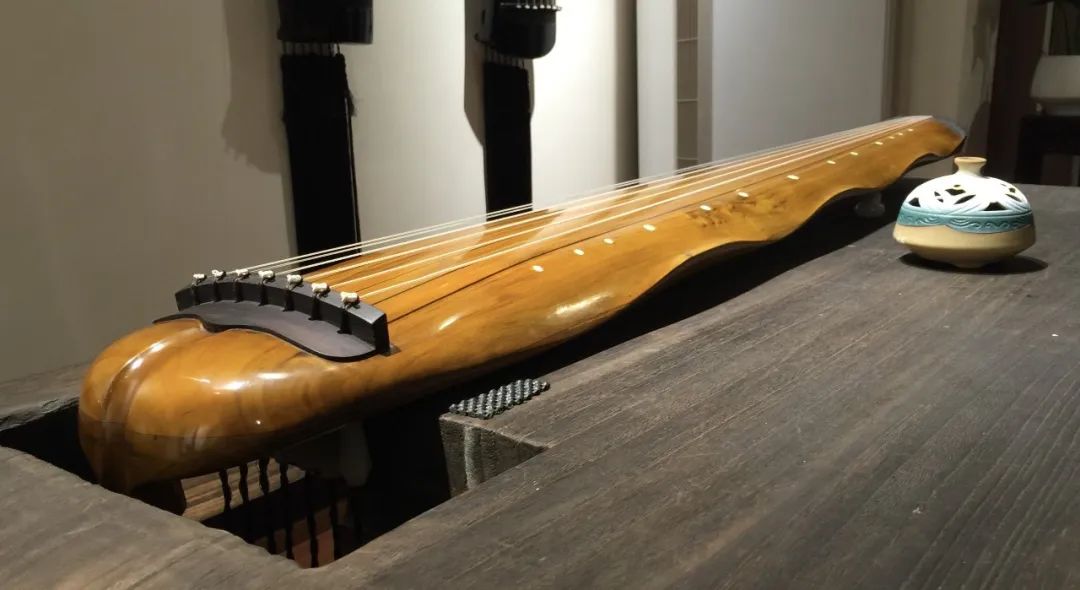 Pioneering Guqin—About Guqin Timbre - iNEWS