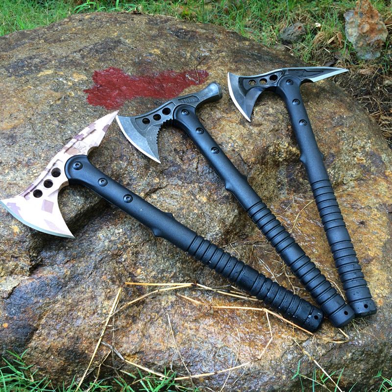 U.S. Special Forces fine knives, SOG Tomahawk, a field weapon with a mighty appearance and a ...