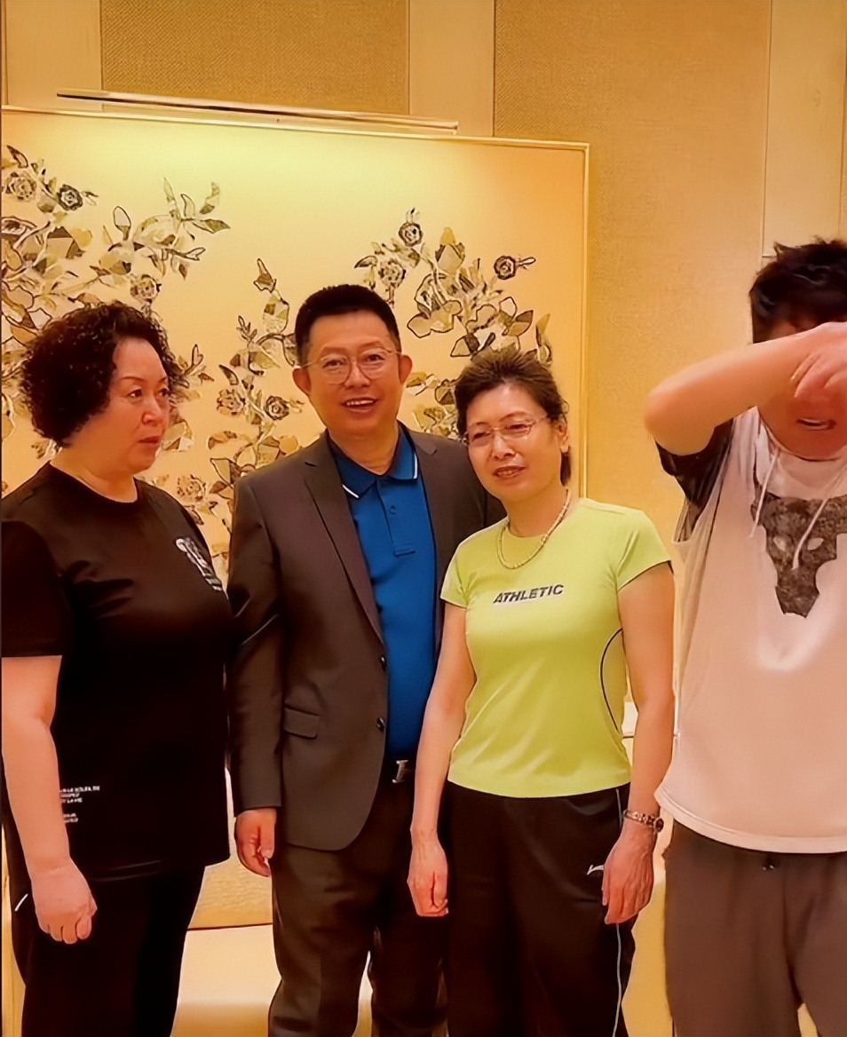 Wang Weinian: It is bleak to have no wife - iNEWS
