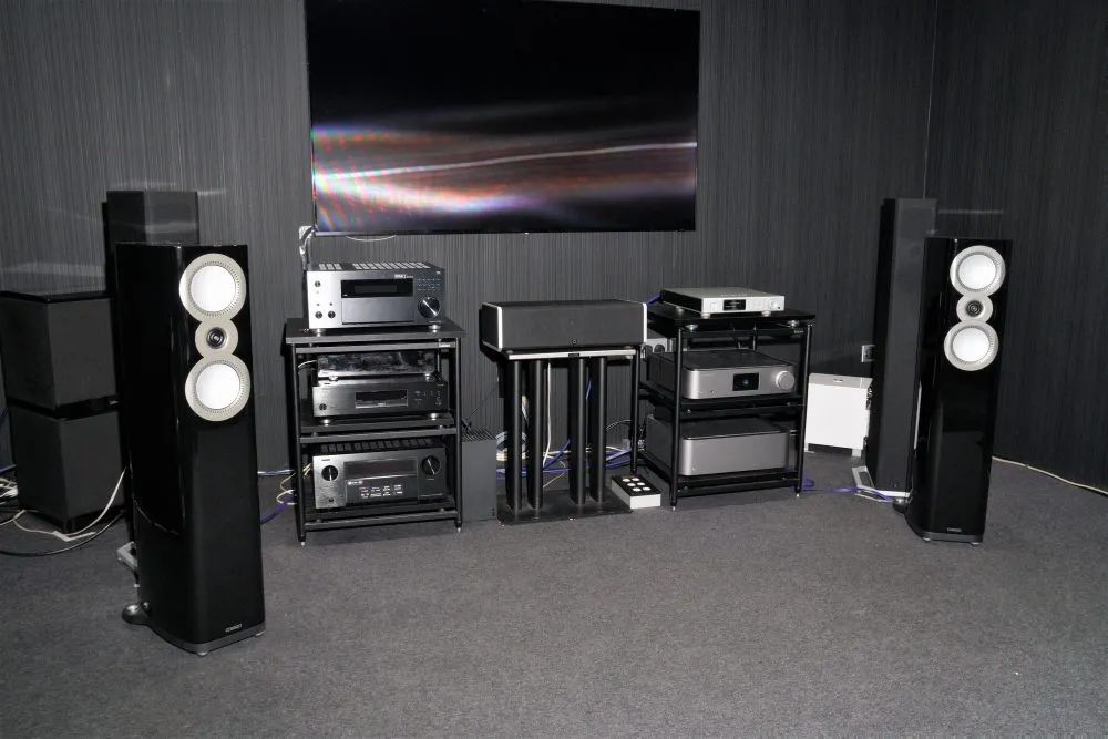 Aurender A100 Streaming Music Server - iMedia