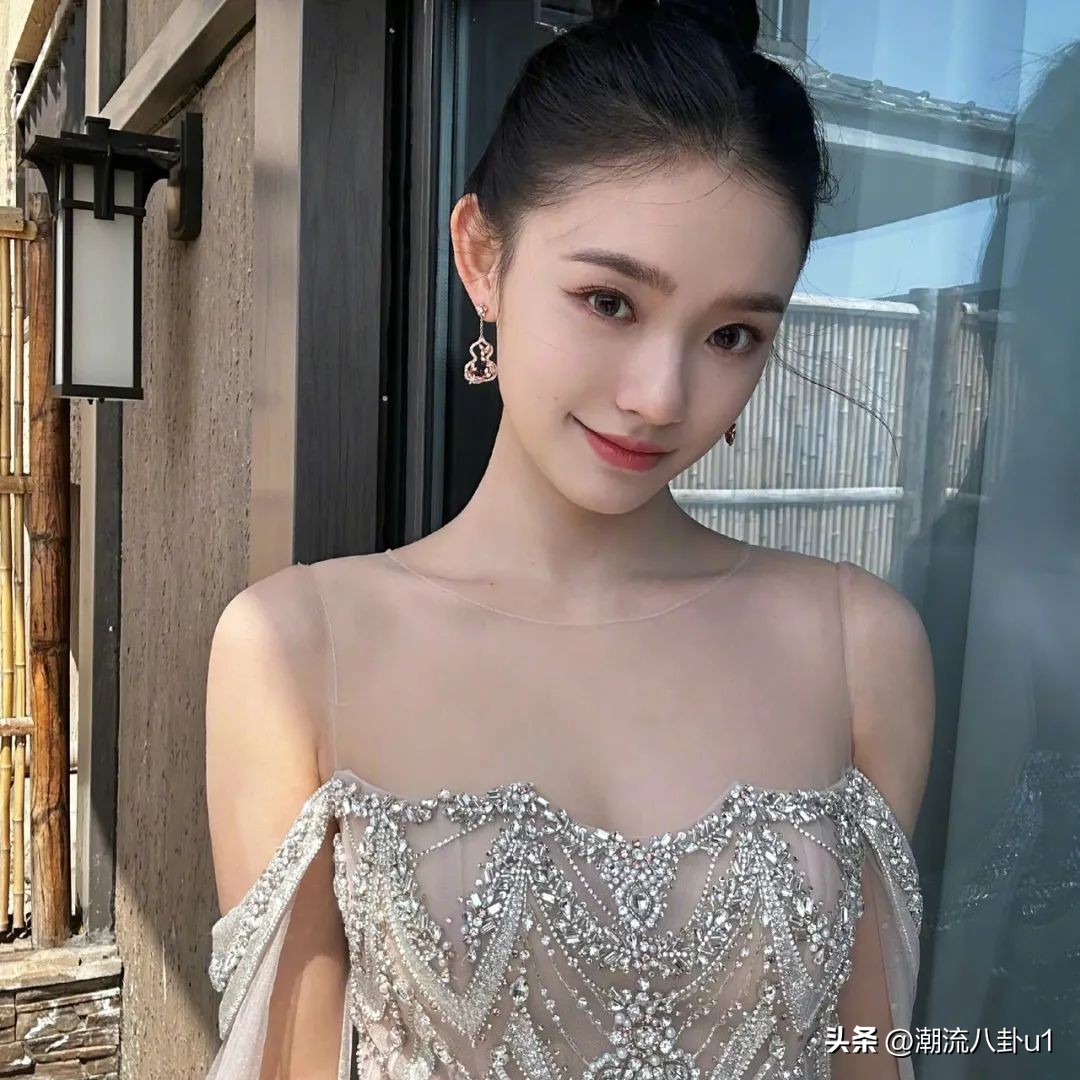 Wealthy flowers in the Beijing circle, Yang Mi, Zhao Liying, Guli Nazha ...