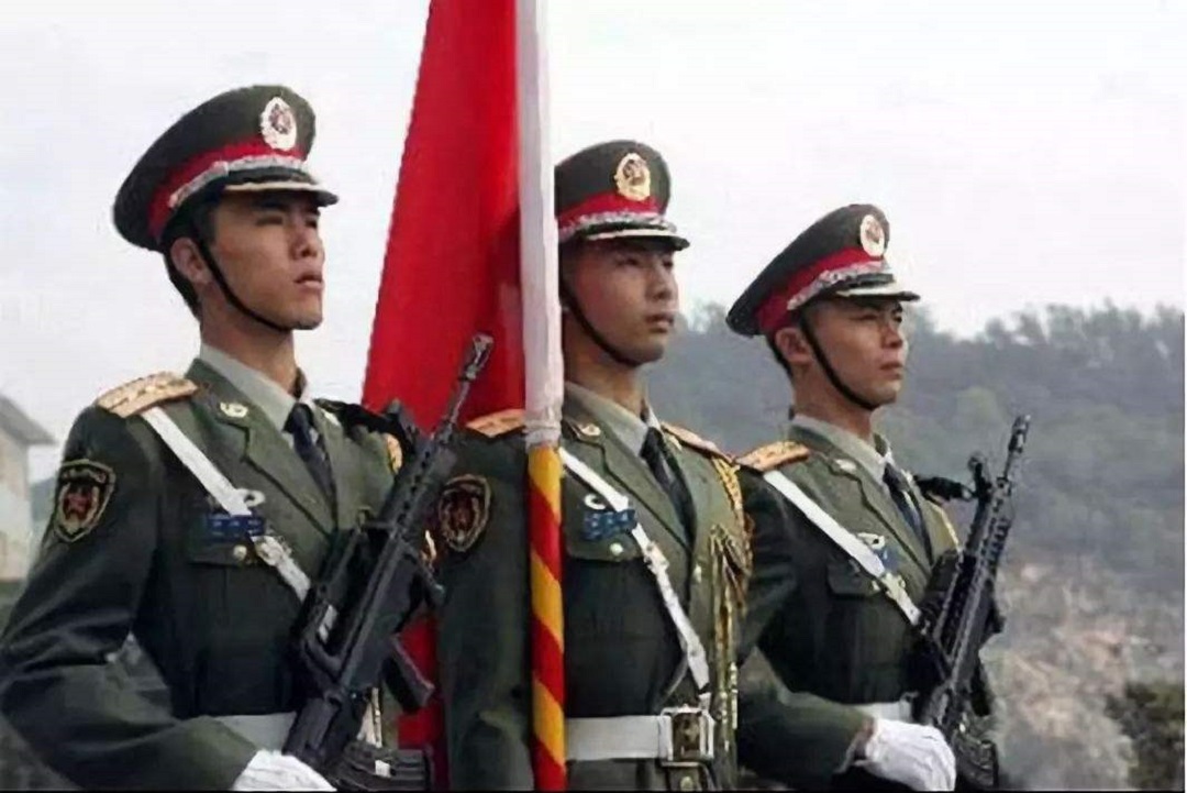 Among the six generations of military uniforms of the People's ...